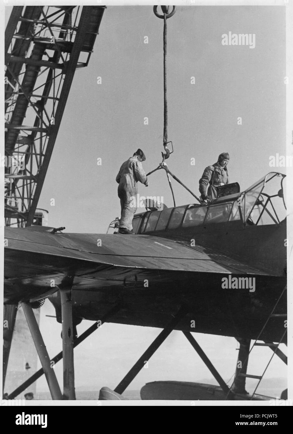 Image from the photo album of Oberleutnant Wilhelm Gaul: The crew ...