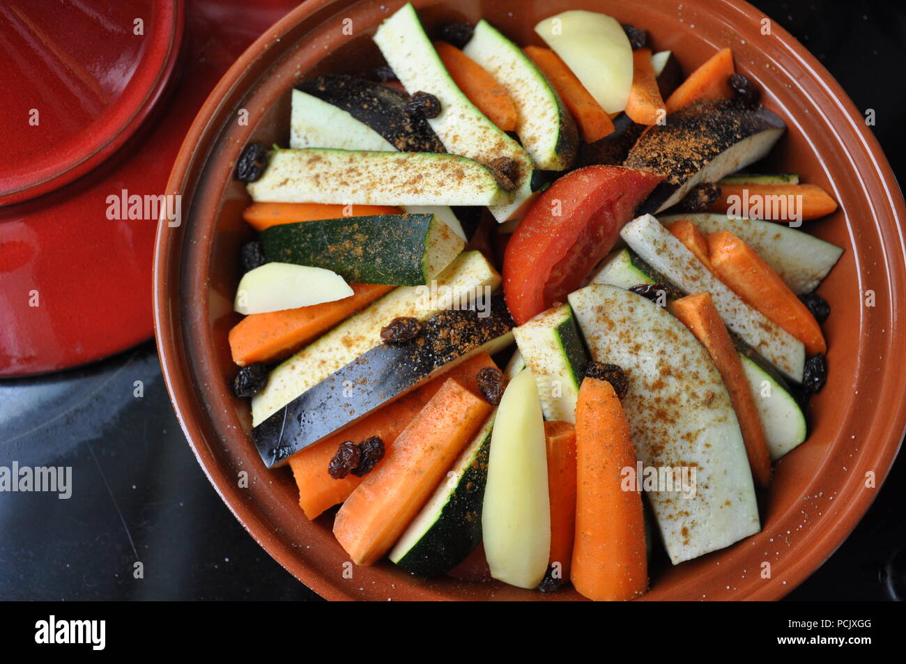 Vegetable tajine hi-res stock photography and images - Alamy