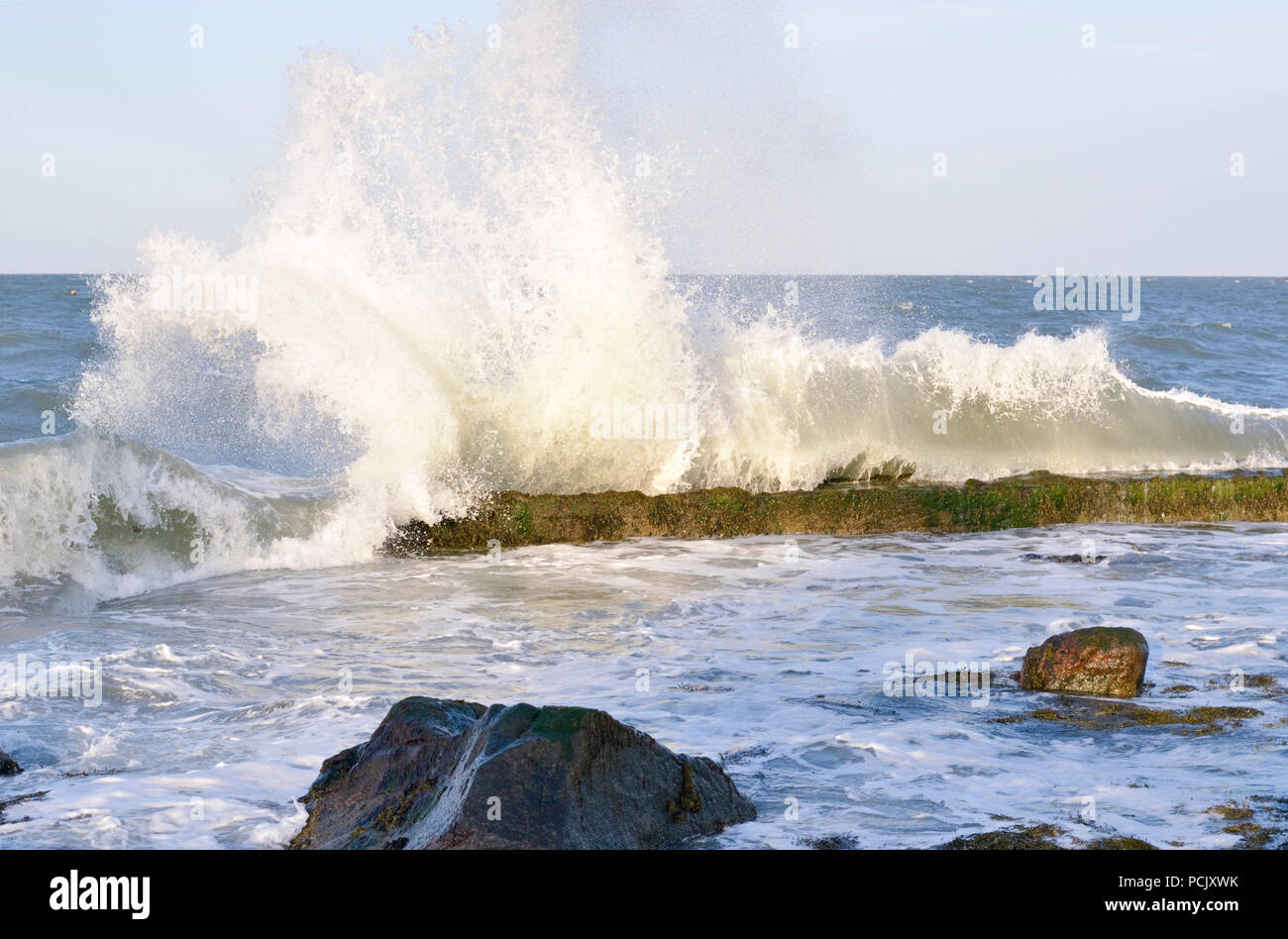 Waves at jetty hi-res stock photography and images - Alamy