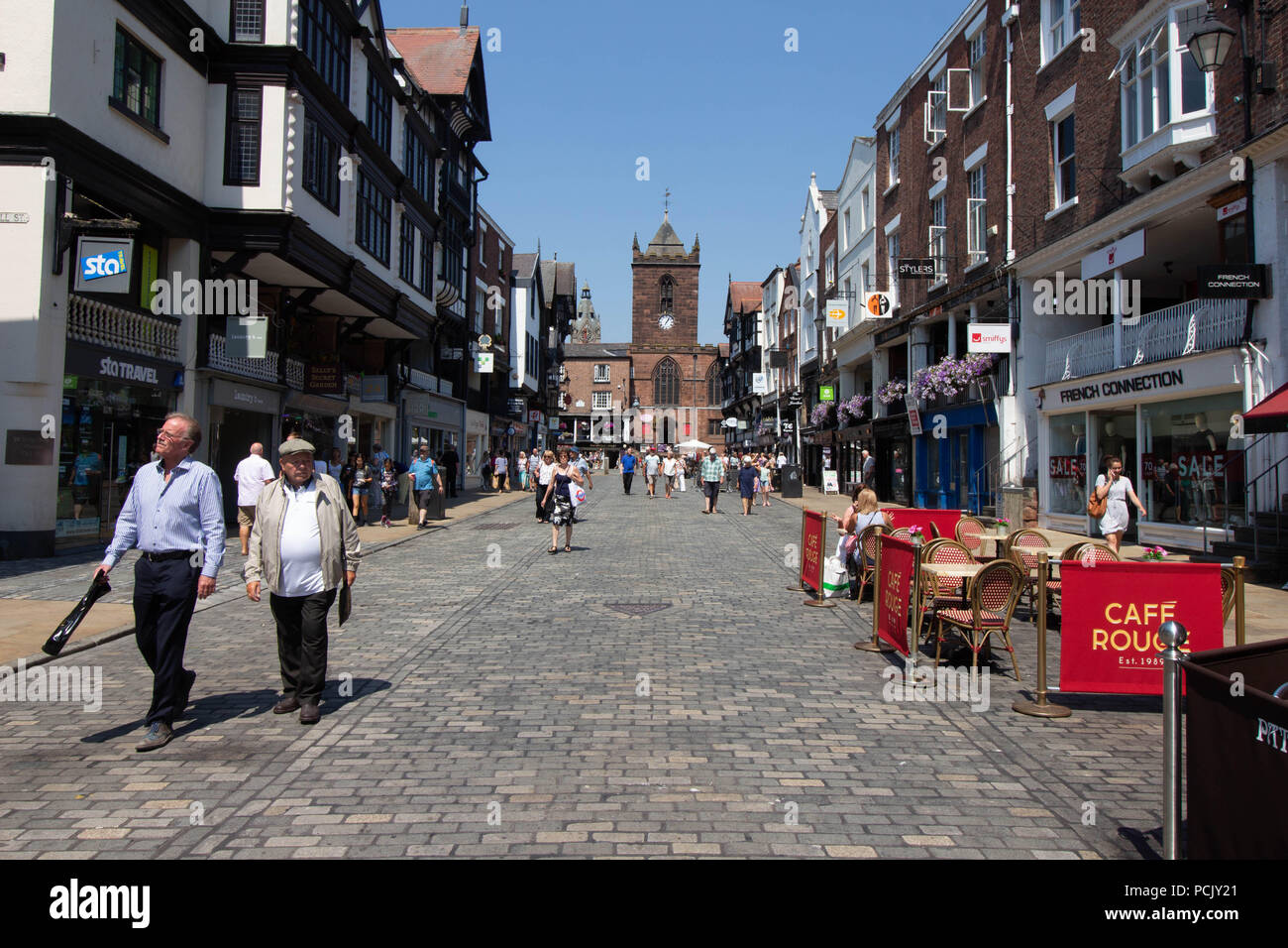 Chester town centre hi-res stock photography and images - Alamy