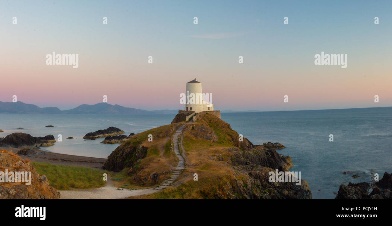 Tywyn niwbwrch newborough warren hi-res stock photography and images ...