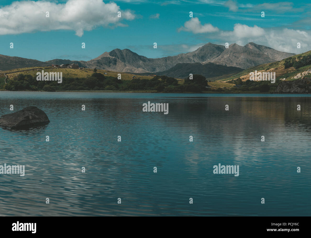 Snowdonia nationalpark hi-res stock photography and images - Alamy