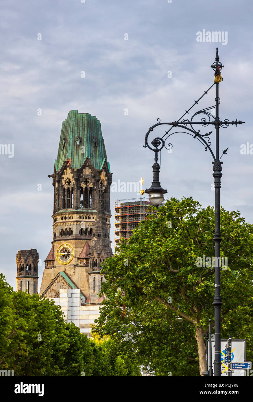 Ww2 tourist attractions hi-res stock photography and images - Alamy