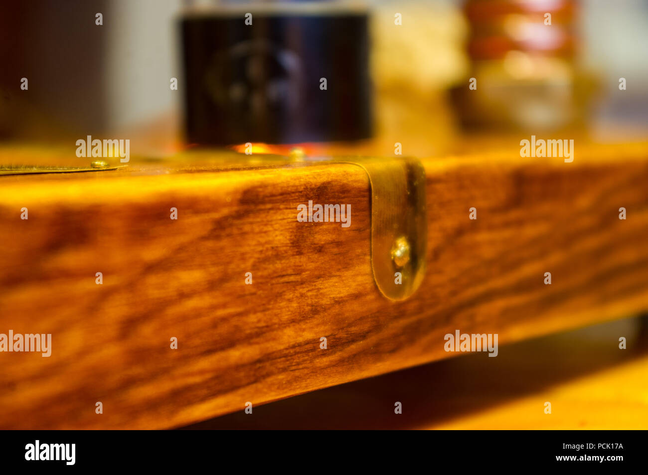 Light fixture handmade in vintage style, wooden case and radio tube ...