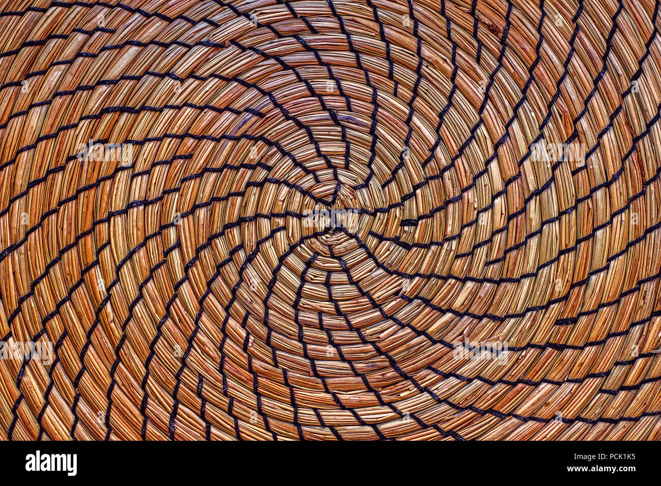 Circular wicker straw Stock Photo - Alamy
