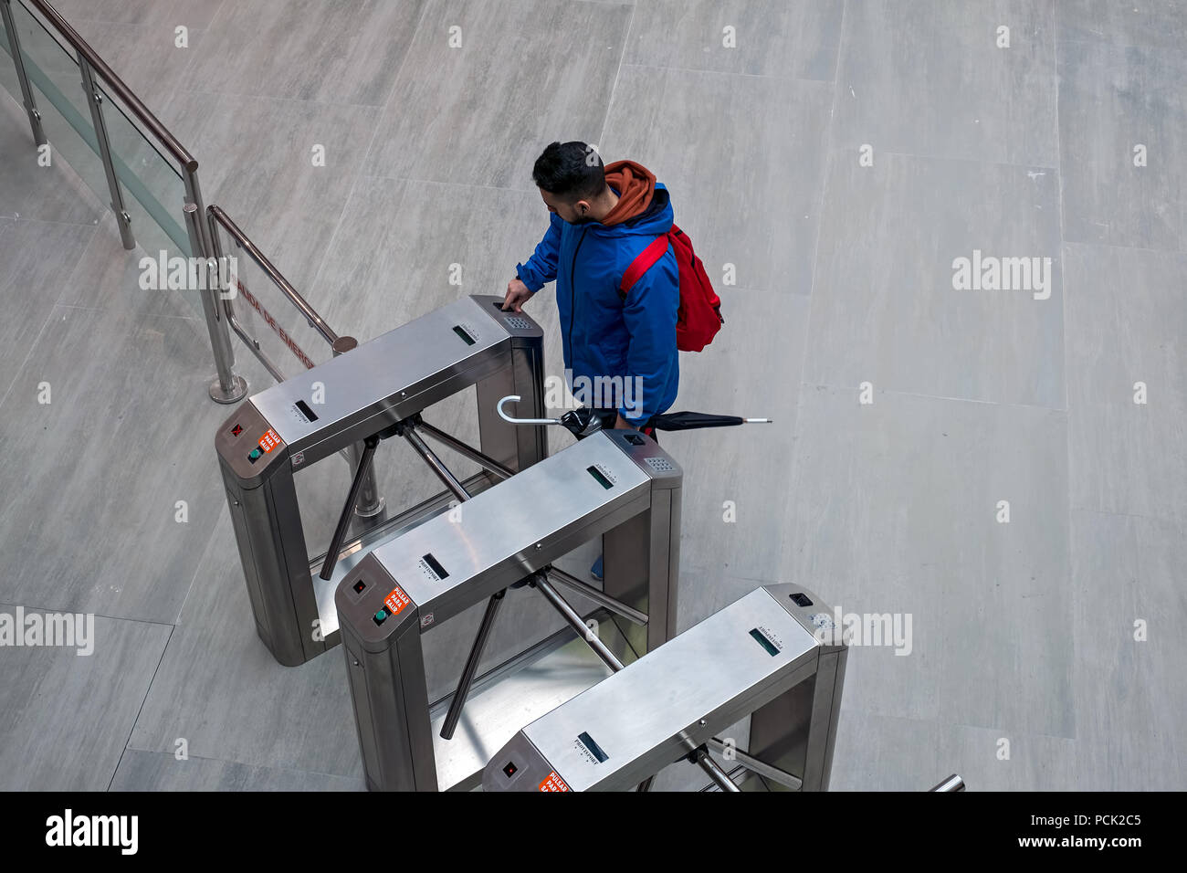 Ticket gate scanner hi-res stock photography and images - Alamy