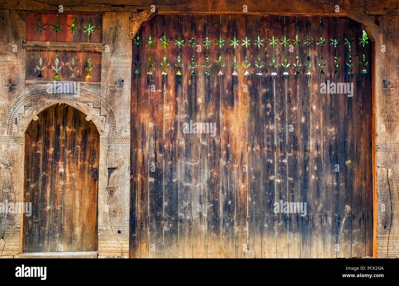 old traditional romanian wooden gate Stock Photo - Alamy