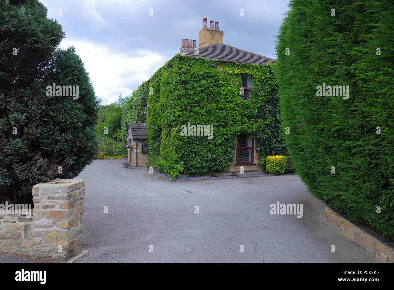Bridge farm hotel leeds hi-res stock photography and images - Alamy