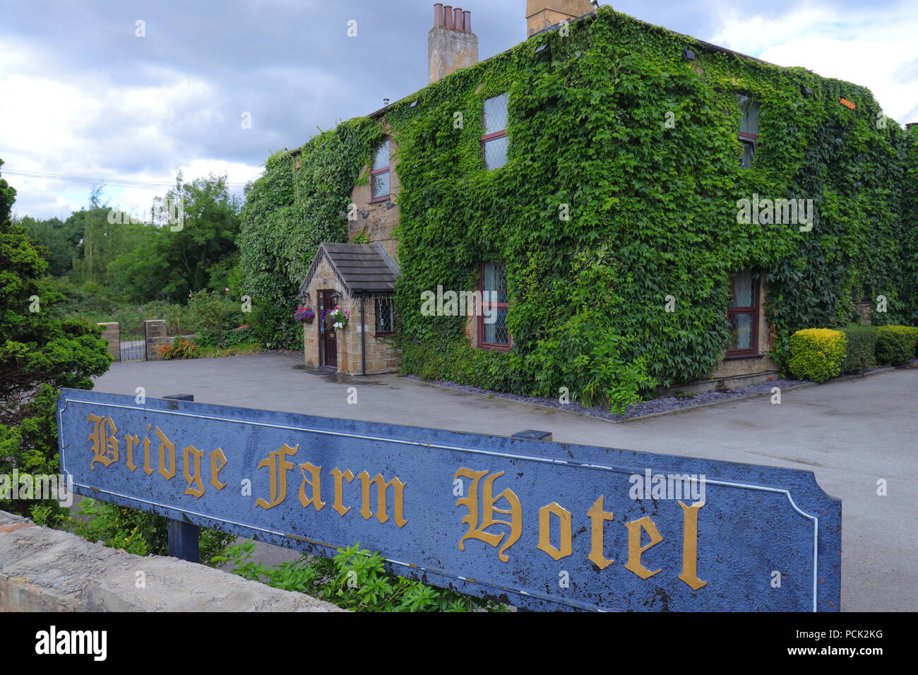 Bridge farm hotel leeds hi-res stock photography and images - Alamy