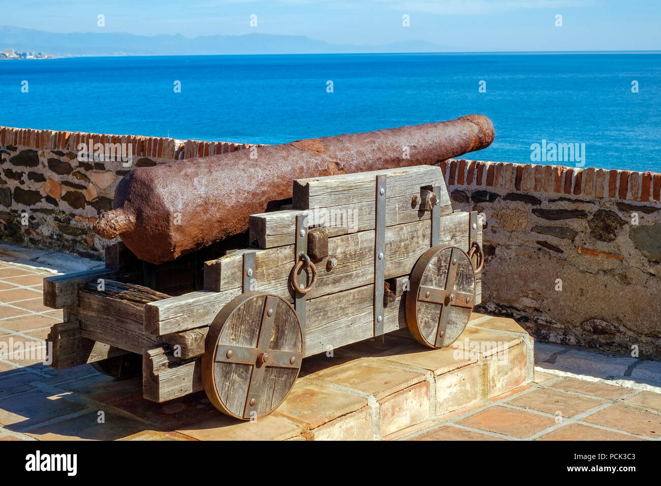 vintage rusty cannon Stock Photo - Alamy