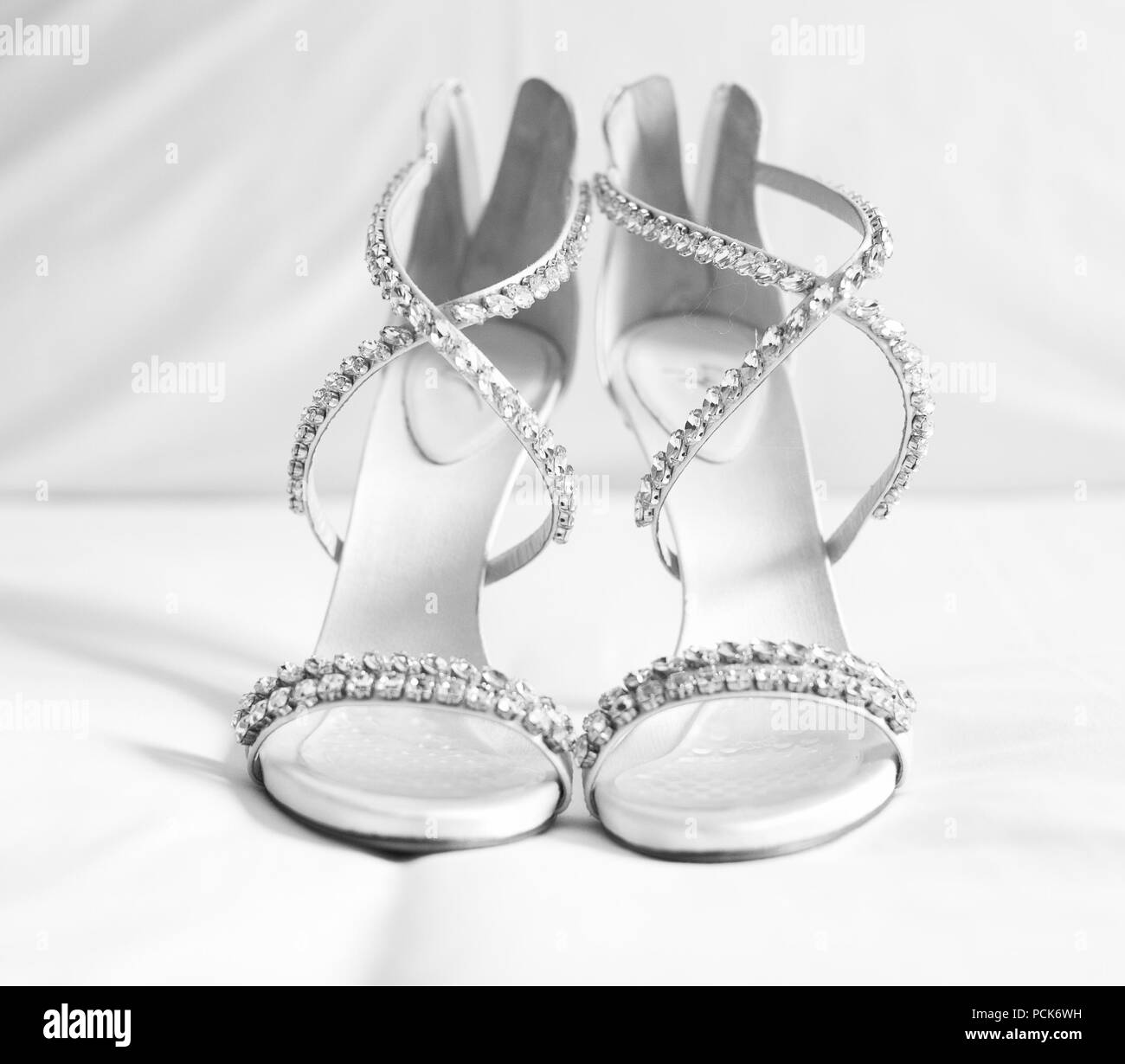 Brides shoes on wedding day Stock Photo - Alamy