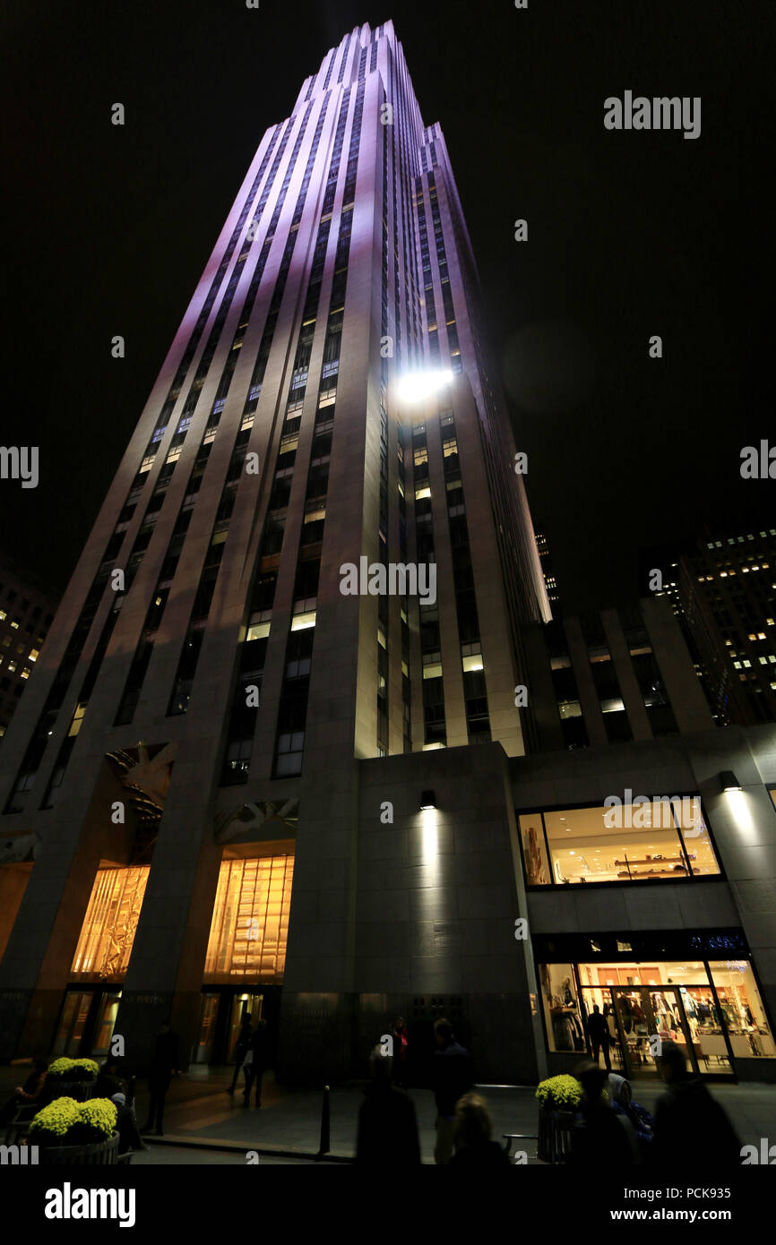 Night view of the Rockefeller Center in Manhattan, New York City, NY ...