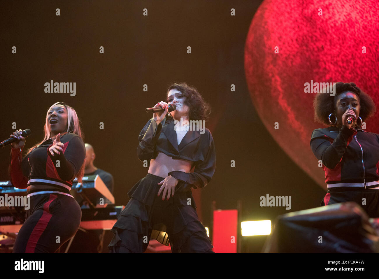 Soul singer silhouette hi-res stock photography and images - Alamy