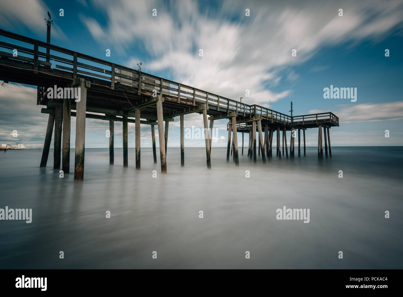 A fishing pier in the Atlantic Ocean, in Margate City, New Jersey Stock ...