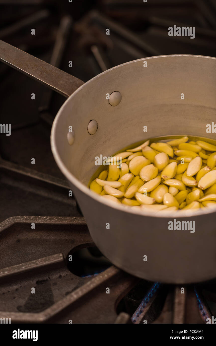 Boiled in water hi-res stock photography and images - Alamy