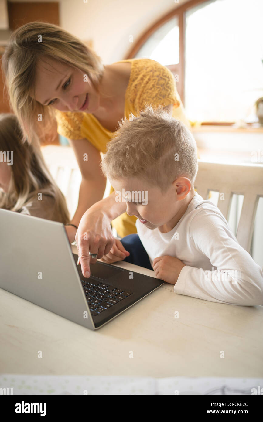 Laptop teaching hi-res stock photography and images - Alamy