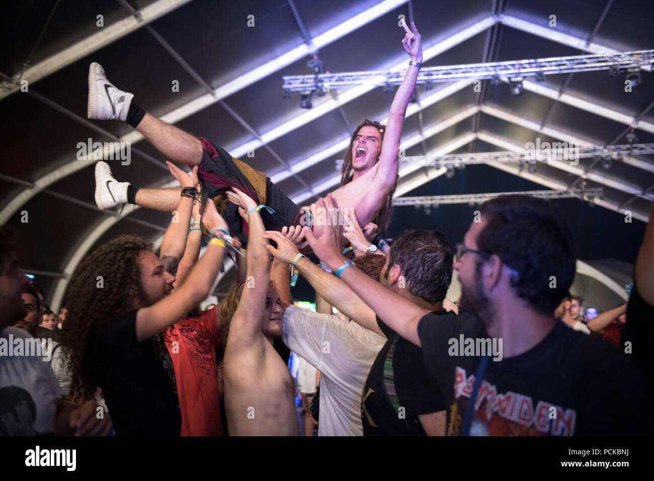 Heavy metal crowd hi-res stock photography and images - Alamy