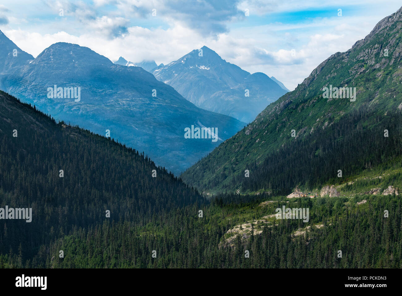 Alaskan landscape hi-res stock photography and images - Alamy