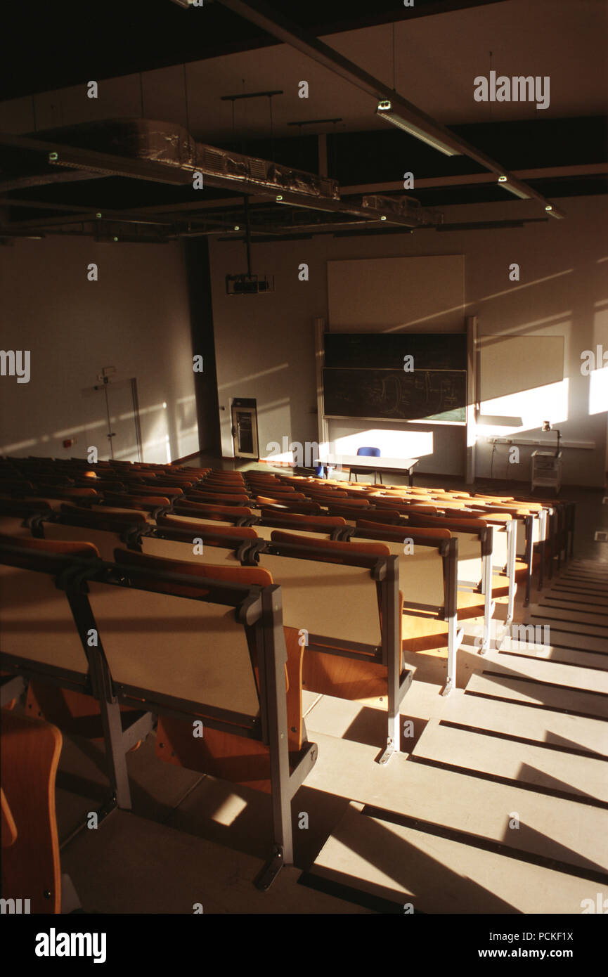 The faculty of Medicine and Pharmacy at the Mons University (Belgium ...
