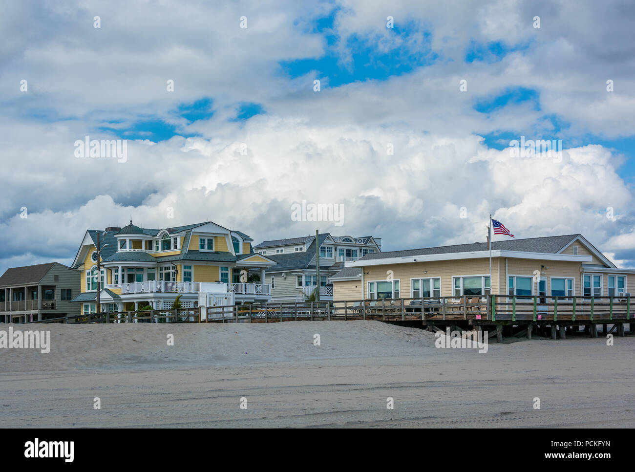 Houses along the beach in Margate City, New Jersey Stock Photo - Alamy