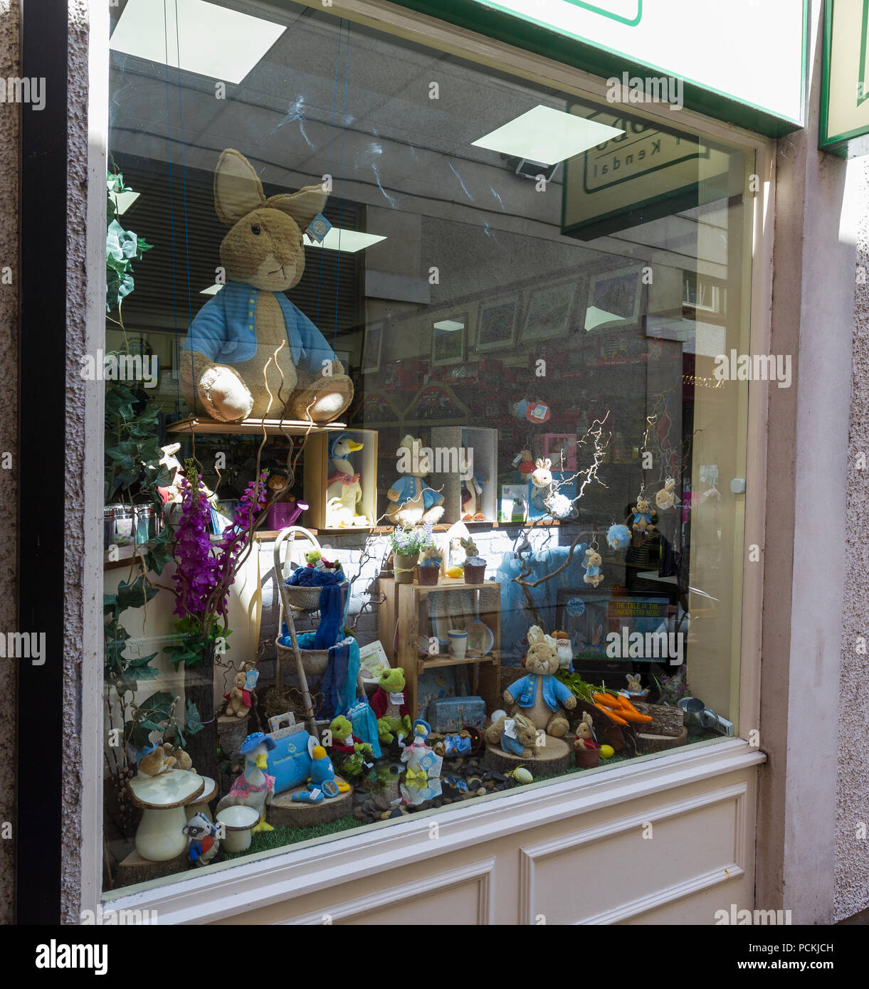 Soft toy display hi-res stock photography and images - Alamy