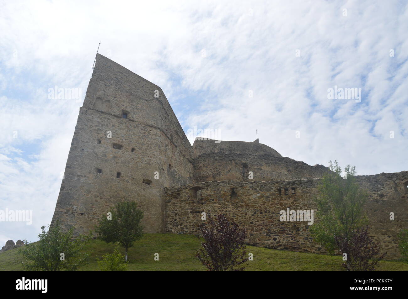 Rupea Fortress on hilltop, Transylvania Stock Photo - Alamy