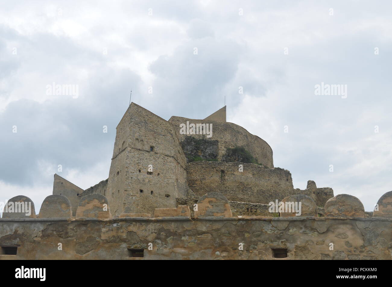 Rupea Fortress on hilltop, Transylvania Stock Photo - Alamy