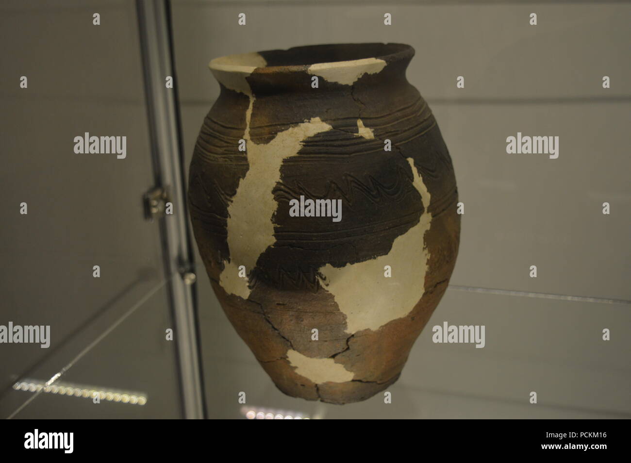 Historical ceramic vessel hi-res stock photography and images - Alamy