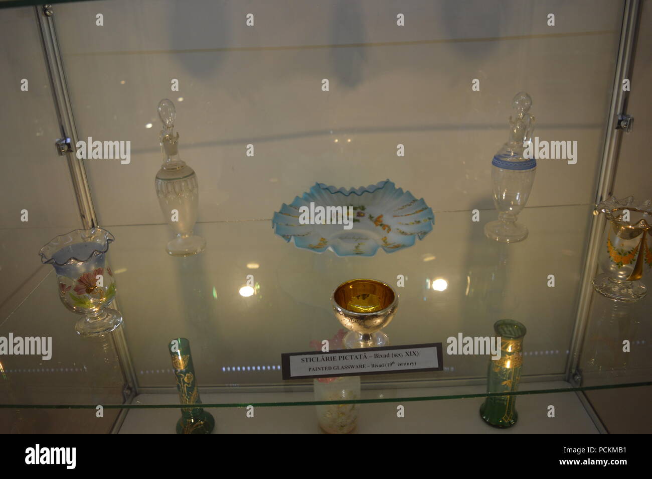 Romanian painted glassware hi-res stock photography and images - Alamy