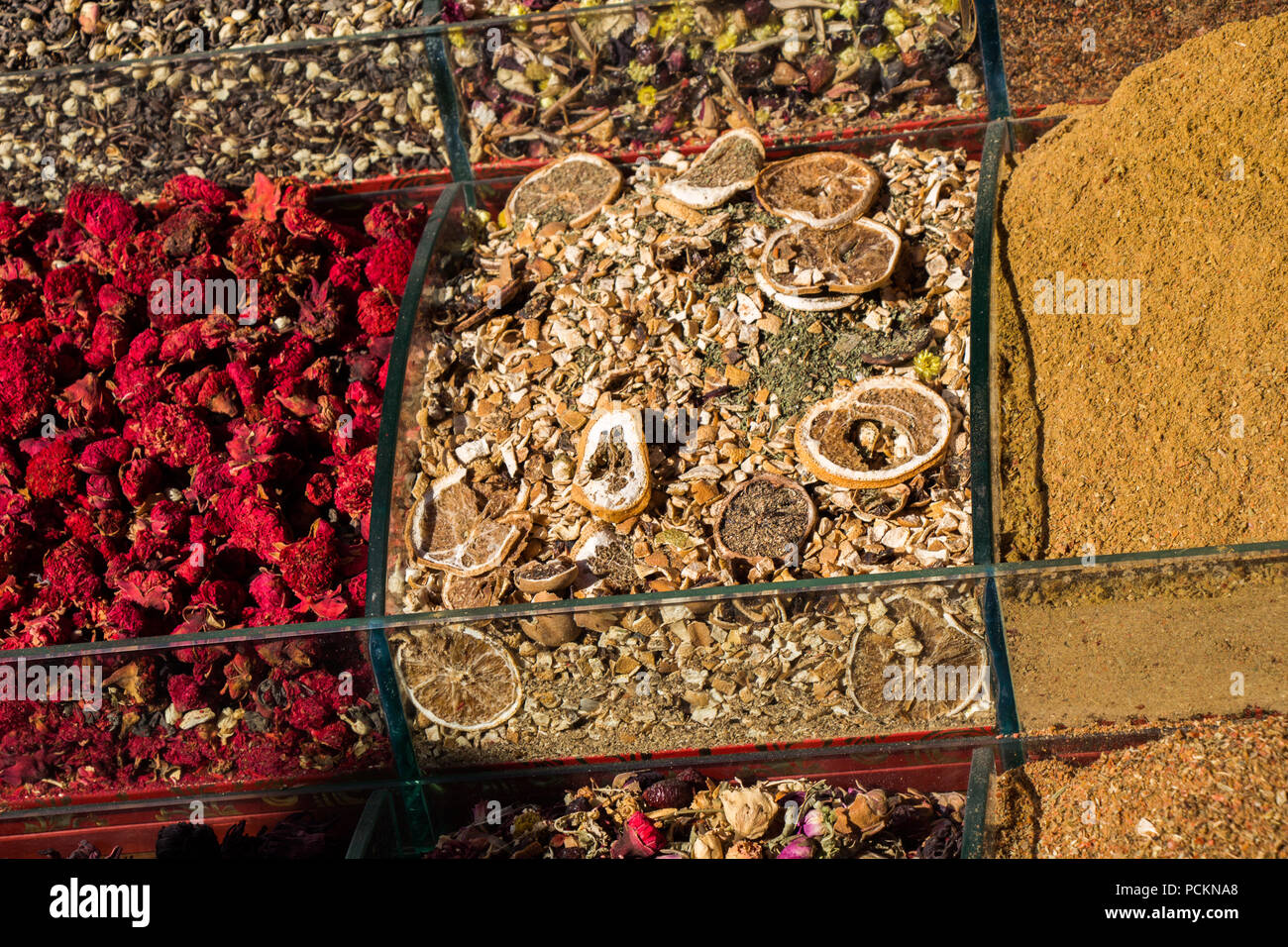 Dry herbal plant at the market place for sale Stock Photo - Alamy