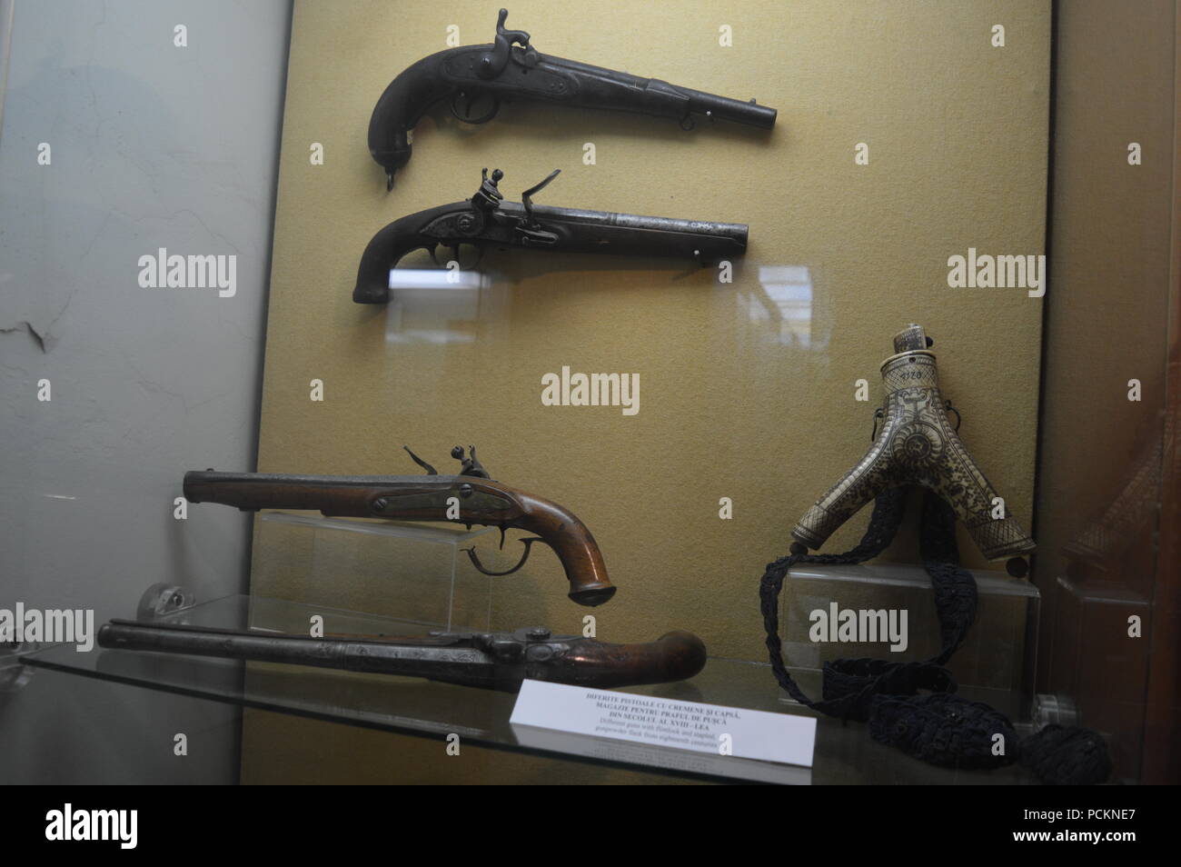 Guns exhibition hi-res stock photography and images - Alamy