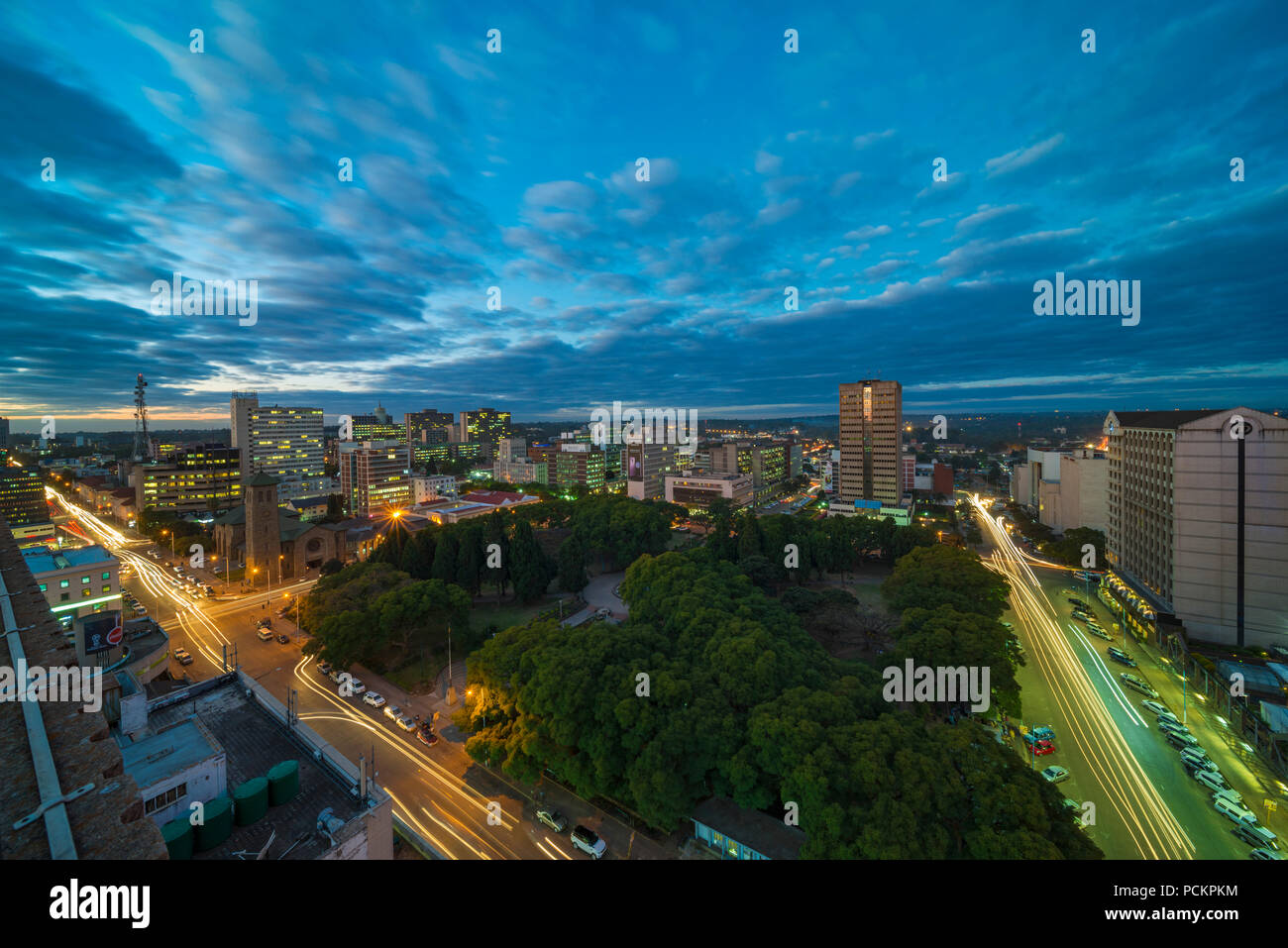 City centre landscape hi-res stock photography and images - Alamy