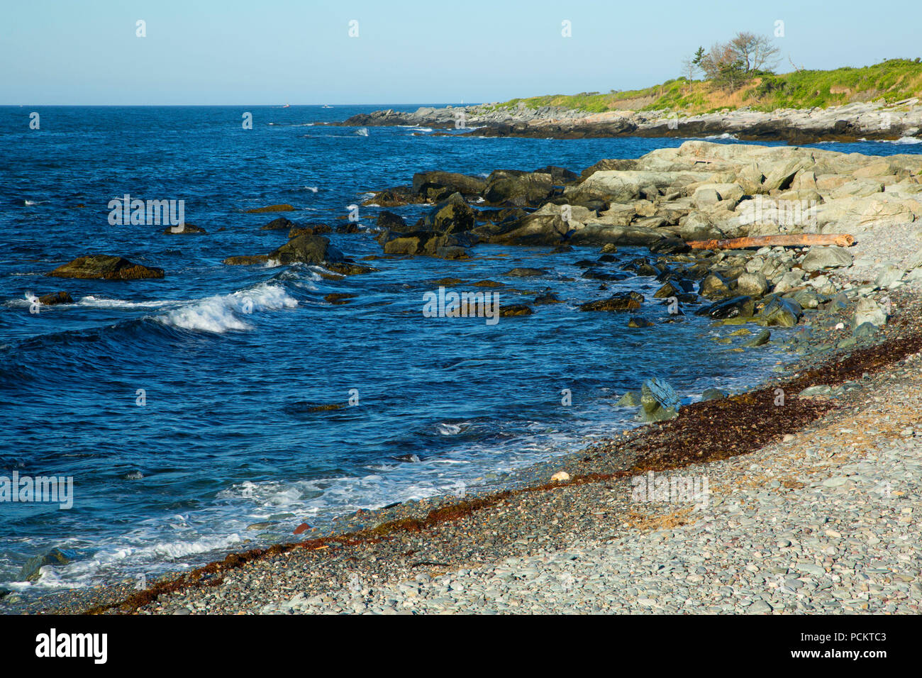 Rocky beach, Sachuest Point National Wildlife Refuge, Rhode Island ...