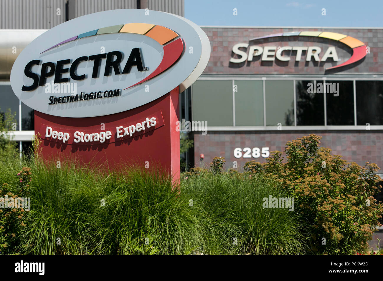Spectra hi-res stock photography and images - Alamy