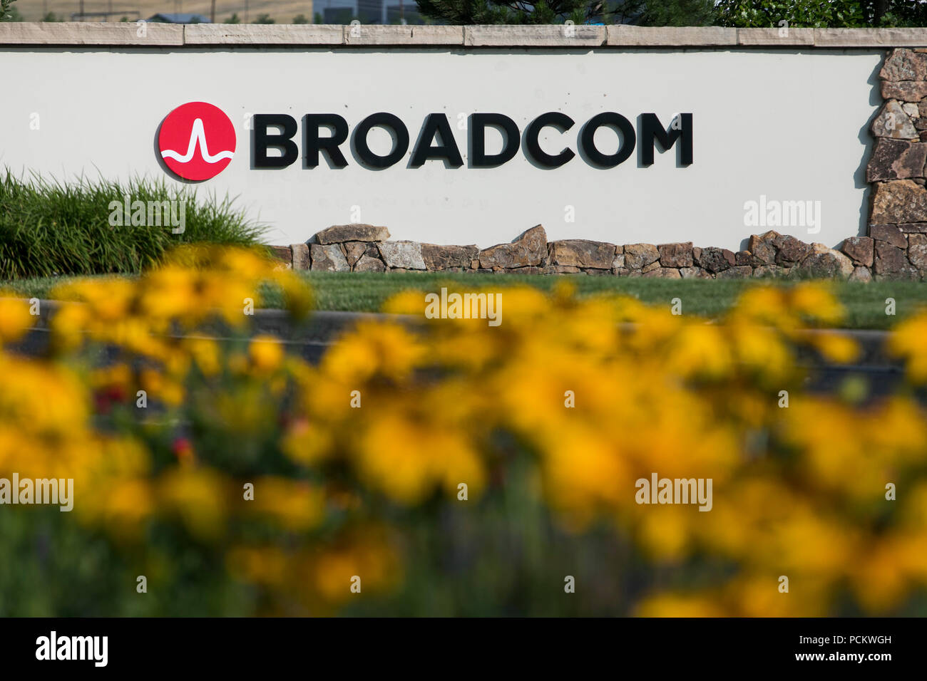 Broadcom inc logo hi-res stock photography and images - Alamy