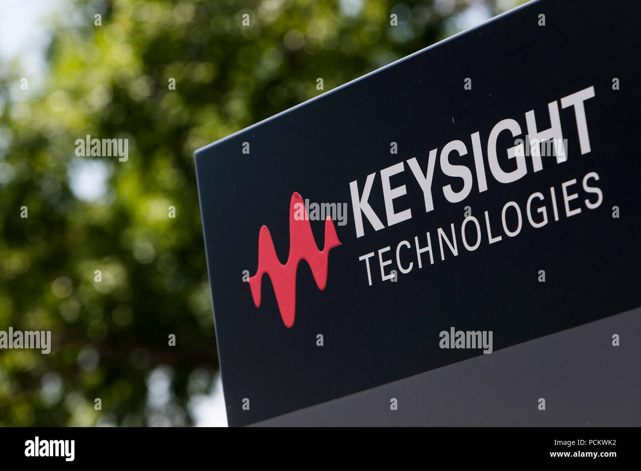 Keysight logo hi-res stock photography and images - Alamy
