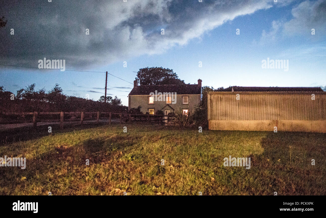 Welsh night sky hi-res stock photography and images - Alamy