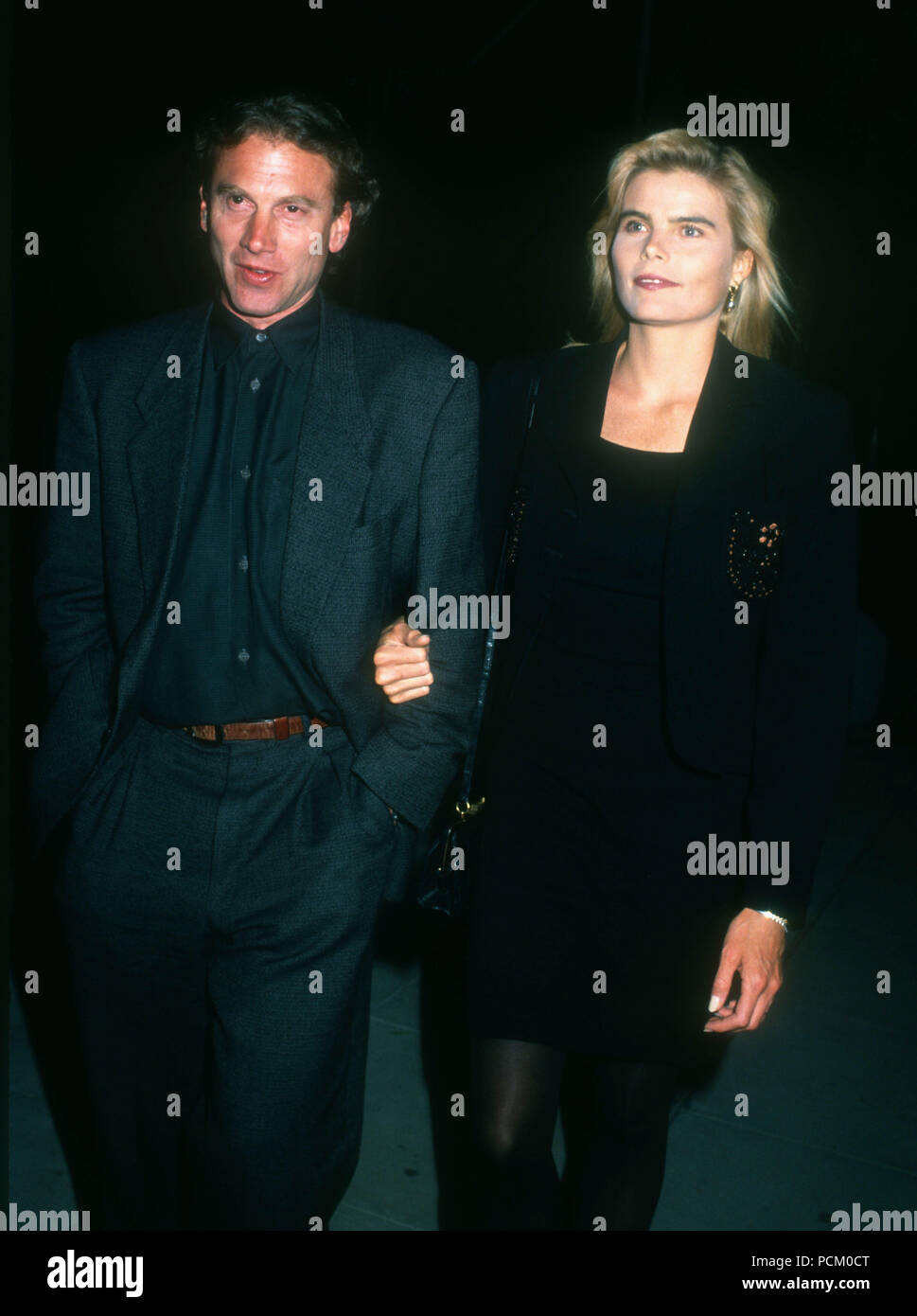 BEVERLY HILLS, CA - MAY 20: (L-R) Restauranteur Steve Crisman and wife ...