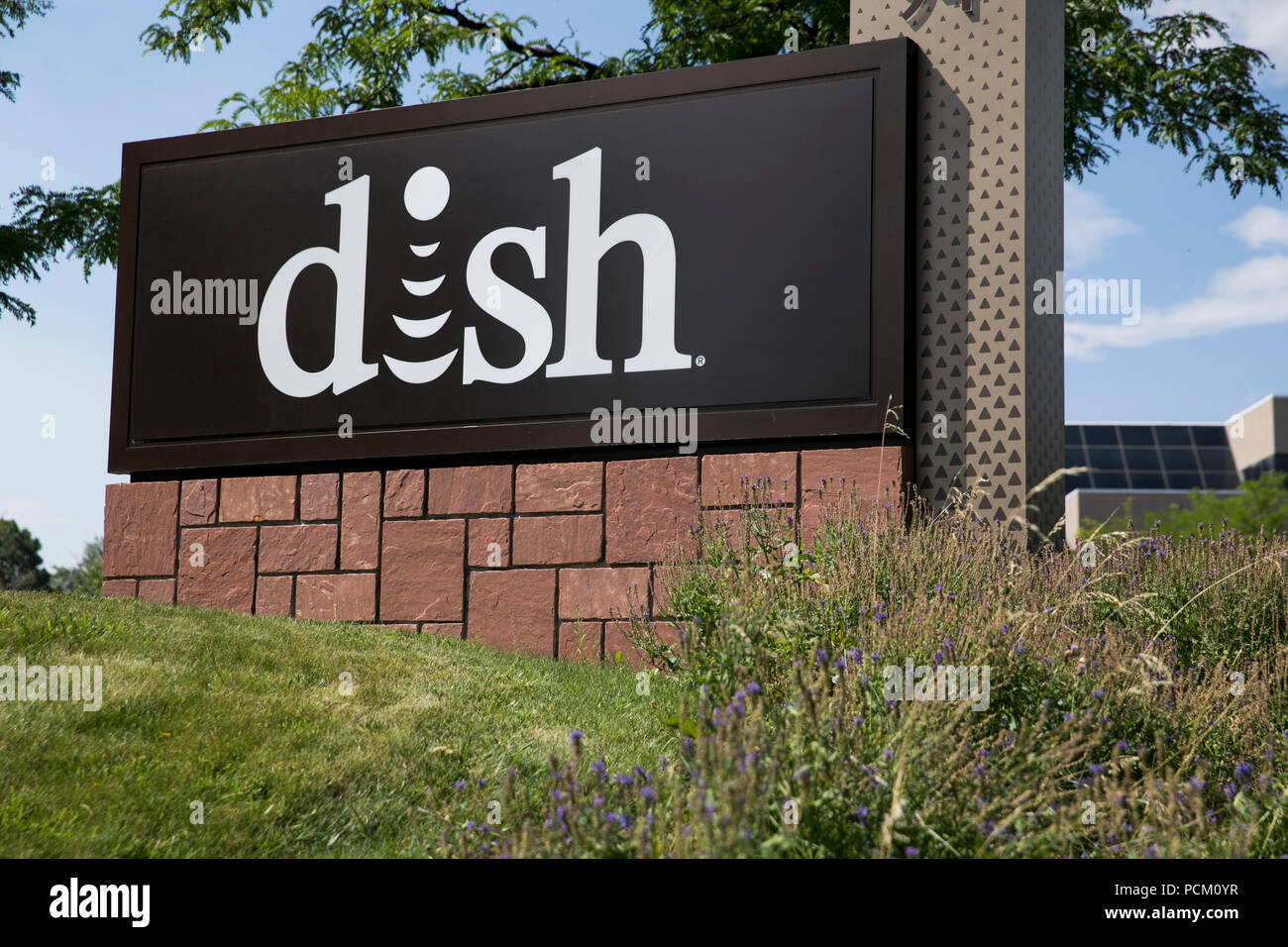 Dish network hi-res stock photography and images - Alamy