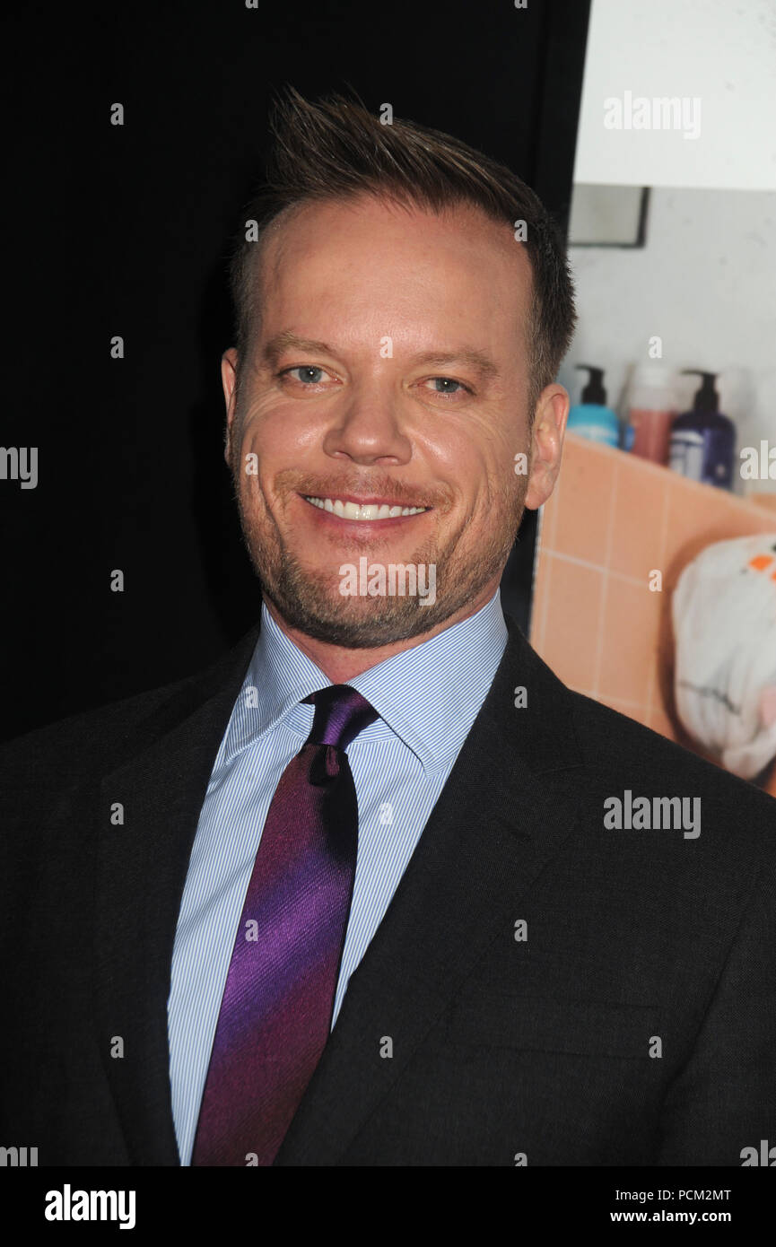 NEW YORK, NY - DECEMBER 08: Jason Moore attends the 'Sisters' New York ...