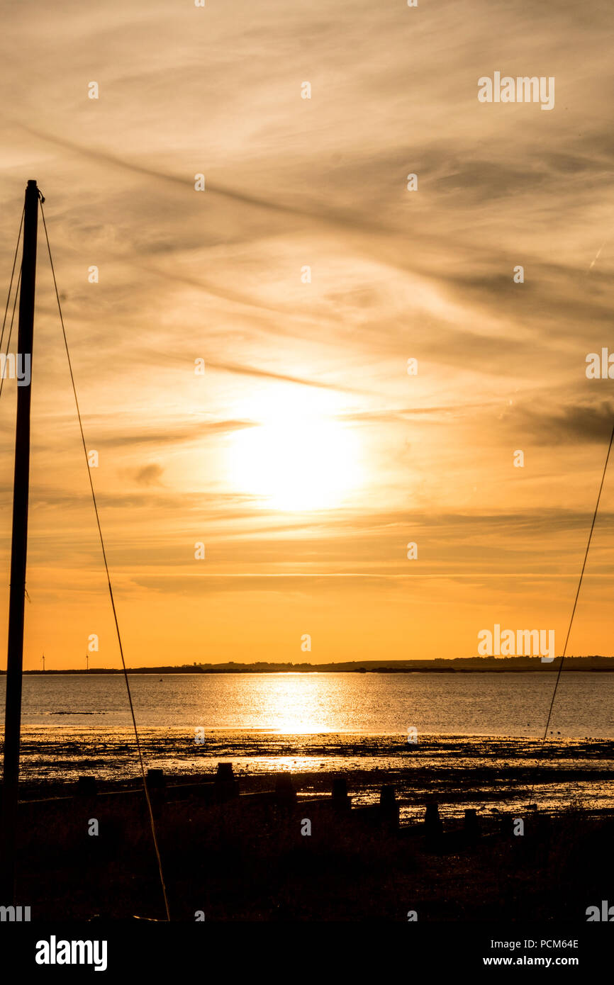 Sun set from West Beach, Whitstable whit the Isle of Sheppey In the ...