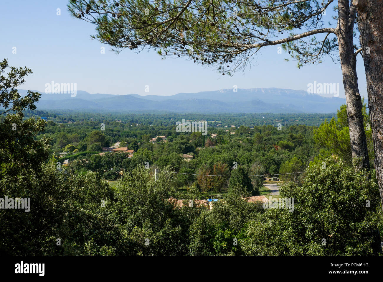 Saint maximin plain hi-res stock photography and images - Alamy