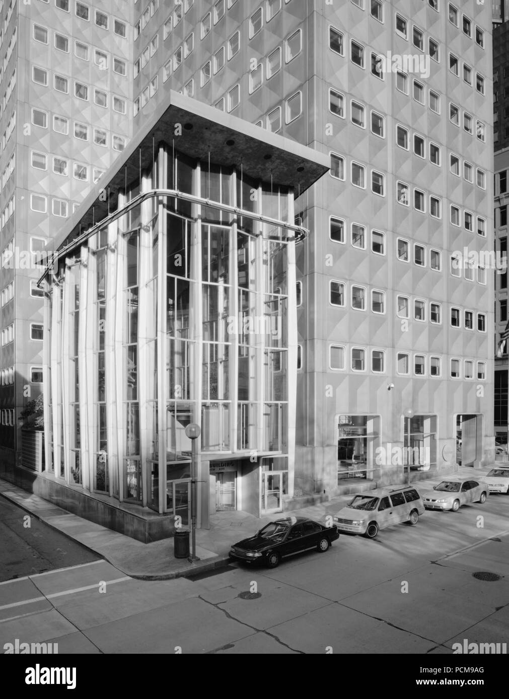 ALCOA Building Entrance (Pittsburgh Stock Photo - Alamy