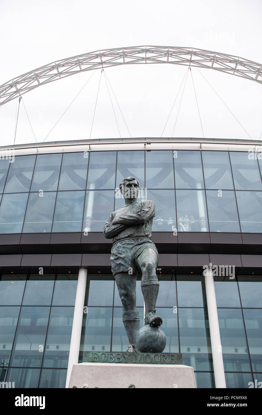 Bobby Moore,famous,West Ham United,defender,in,football,kit,ball ...