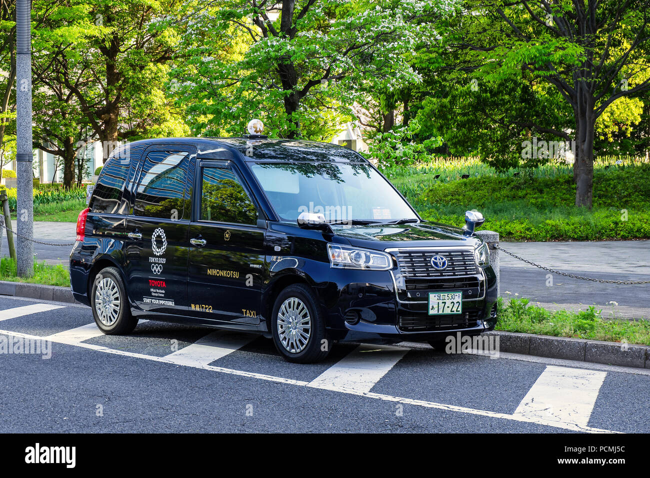 New jpn taxi hi-res stock photography and images - Alamy