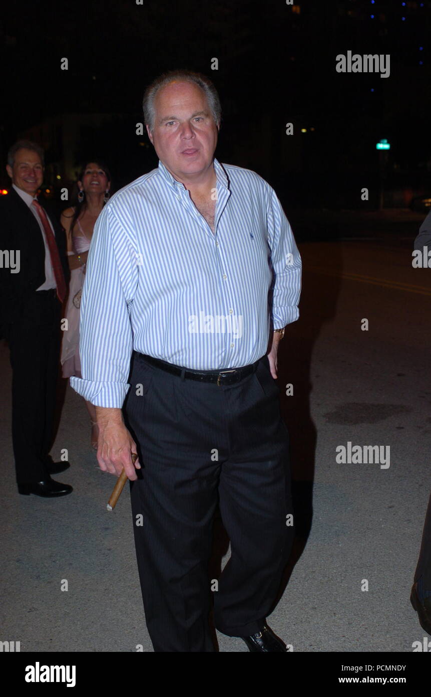 MIAMI BEACH, FL - APRIL 16: Miami's Queen of Drag,"Housewives" Star ...