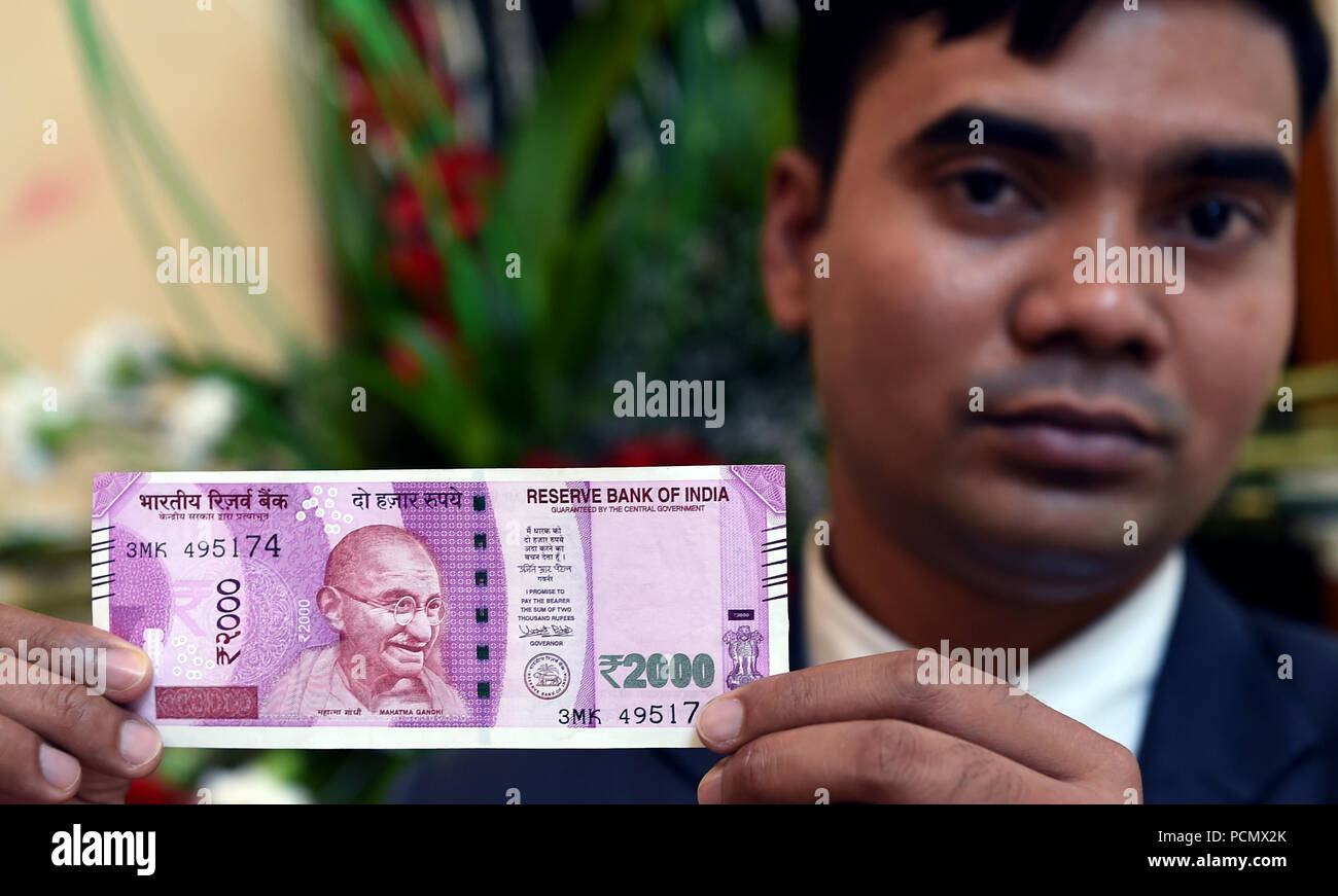 2000 rupees hi-res stock photography and images - Alamy