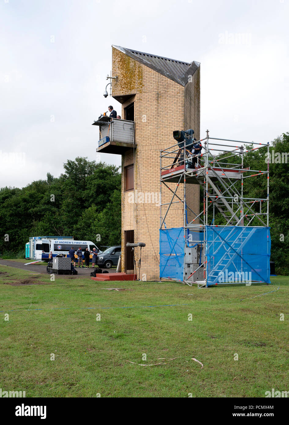 Tv Gantry High Resolution Stock Photography and Images - Alamy