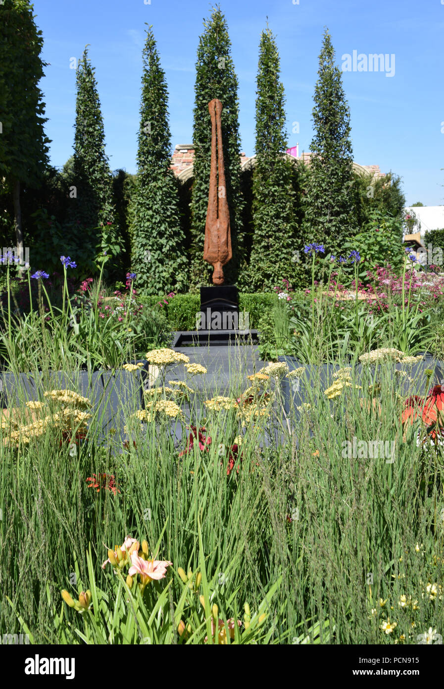 Rhs hampton flower show 2018 hi-res stock photography and images - Alamy