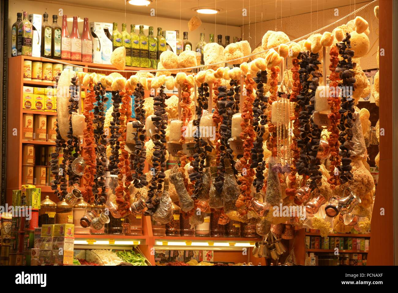 Egyptian tourism store hi-res stock photography and images - Alamy